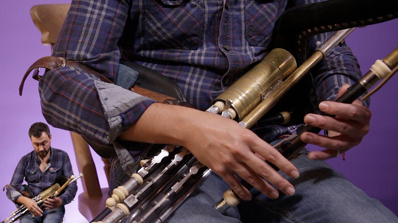 Learn How To Play The Uilleann Pipes | Uillean Pipe Basics - OAIM